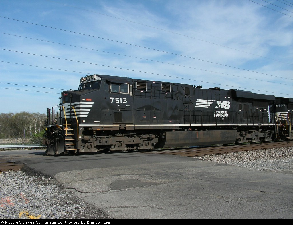 NS 7513